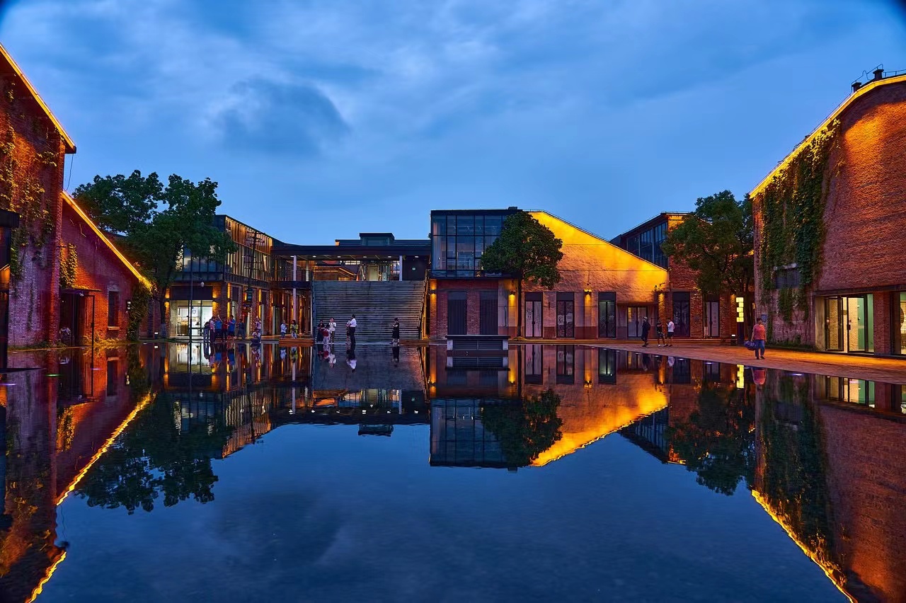 Jingdezhen Ceramic Tour from Shanghai: Uncover Pottery Secrets