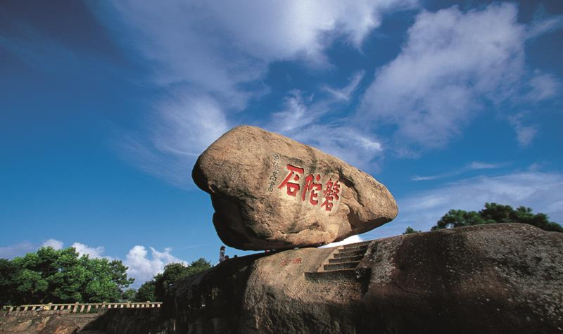 Enjoy a seamless 2-day Putuo Island Buddhism pilgrimage tour from Shanghai